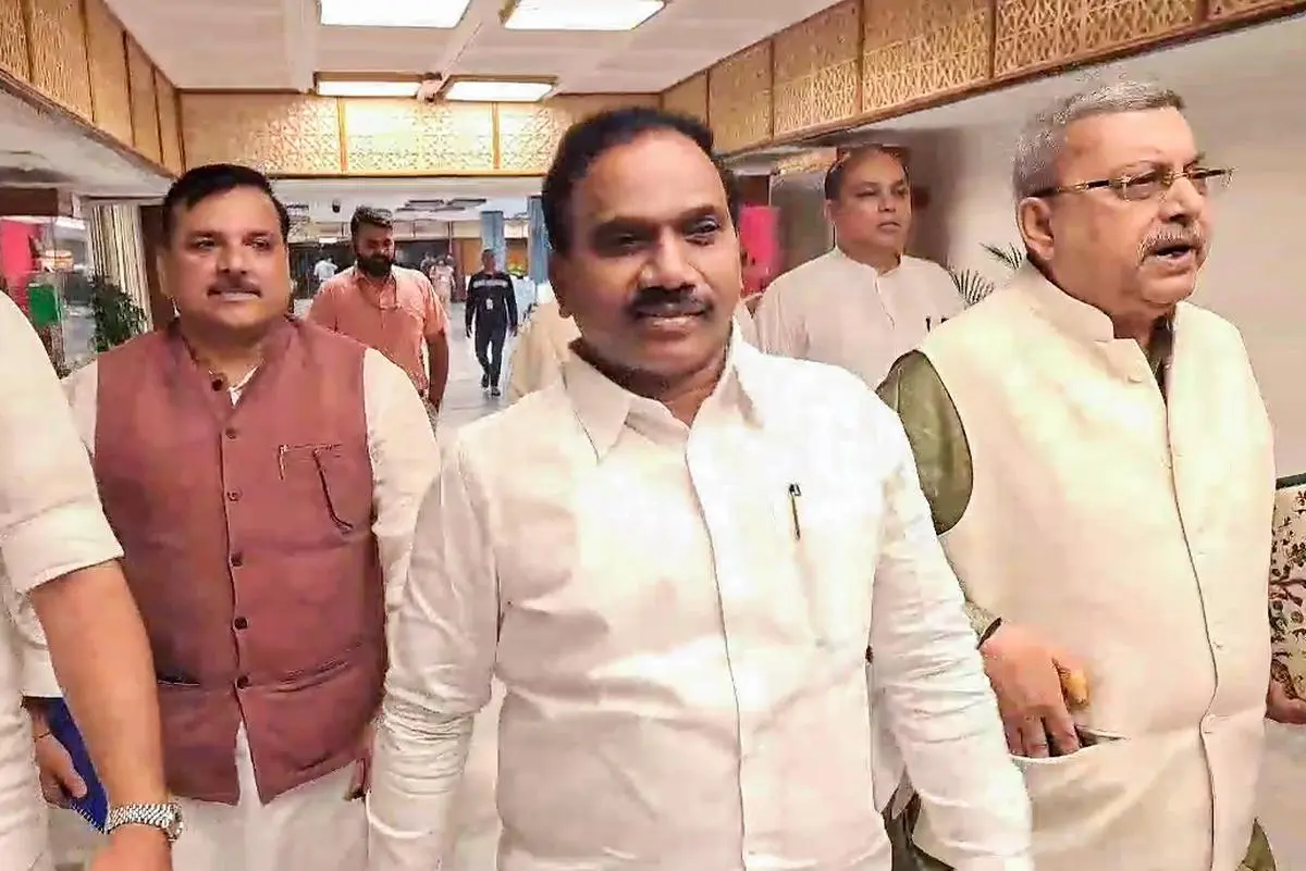 India’s Waqf Bill 2024: Major Changes to Muslim Property Law Face Opposition - Frontline